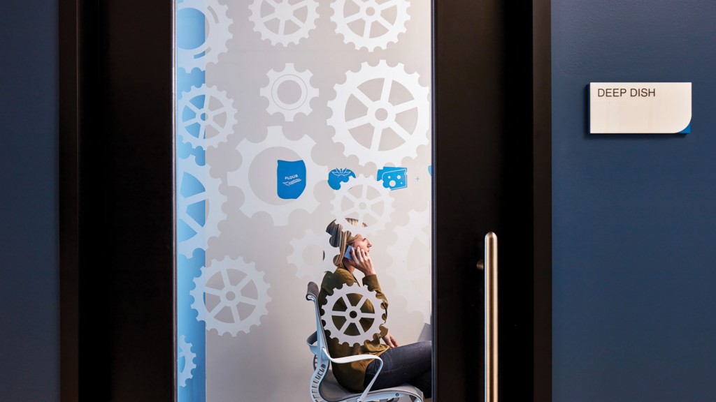 LinkedIn Chicago: Brand Design | Projects | Gensler