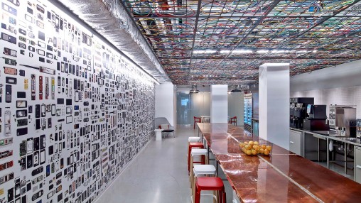 Motorola Mobility: Brand Design | Projects | Gensler