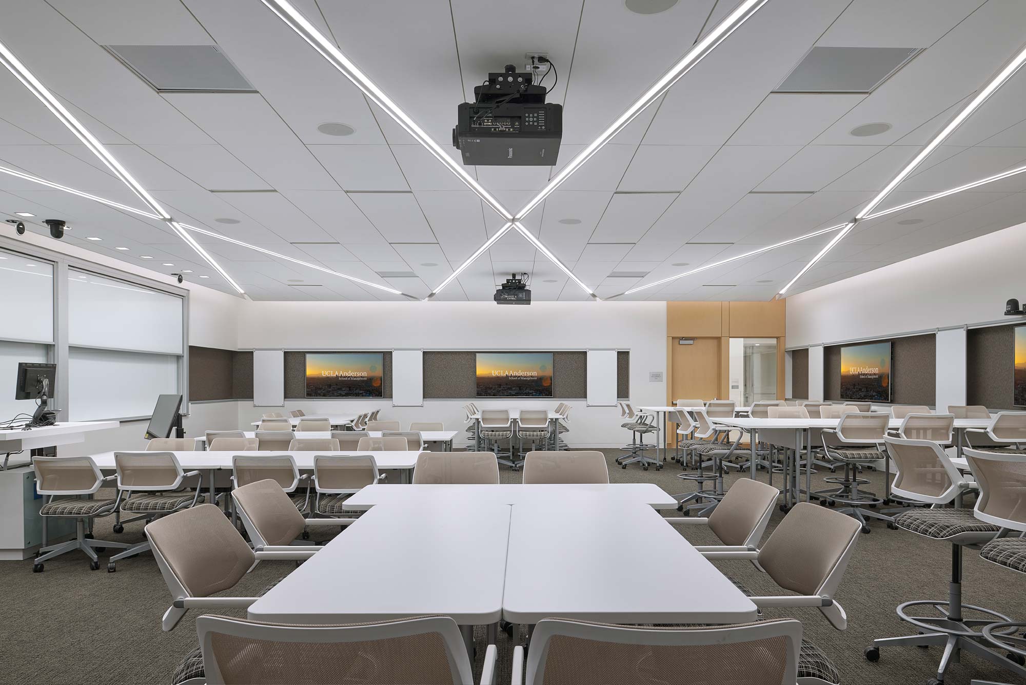 UCLA Anderson Marion Anderson Hall | Projects | Gensler