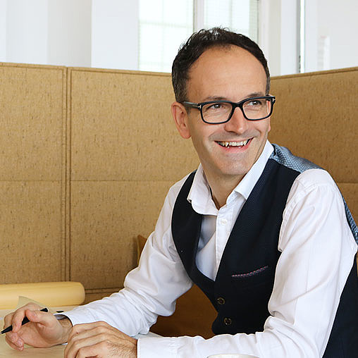 Philip Twiss | People | Gensler