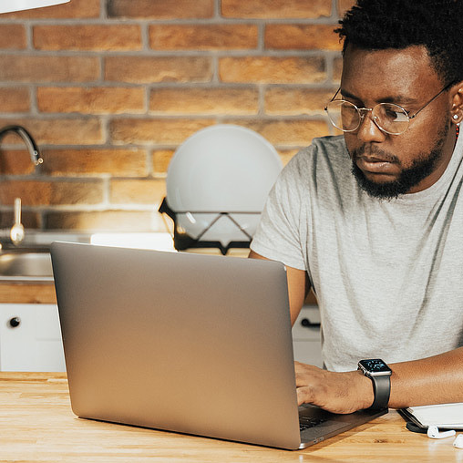 Work From Home Product Design: How to Make a Desk Its Best