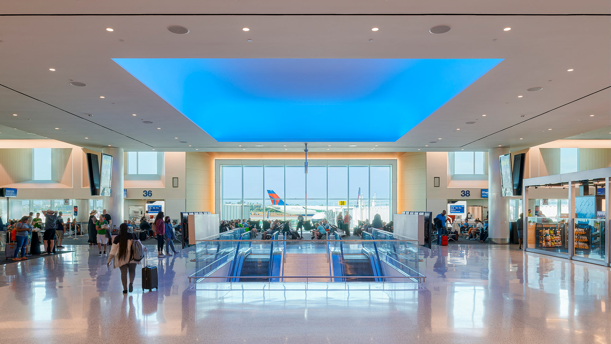 Delta Sky Way at LAX | Projects | Gensler
