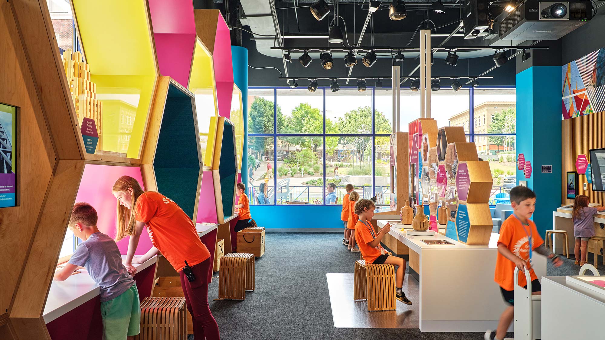 Kaleideum | Projects | Gensler